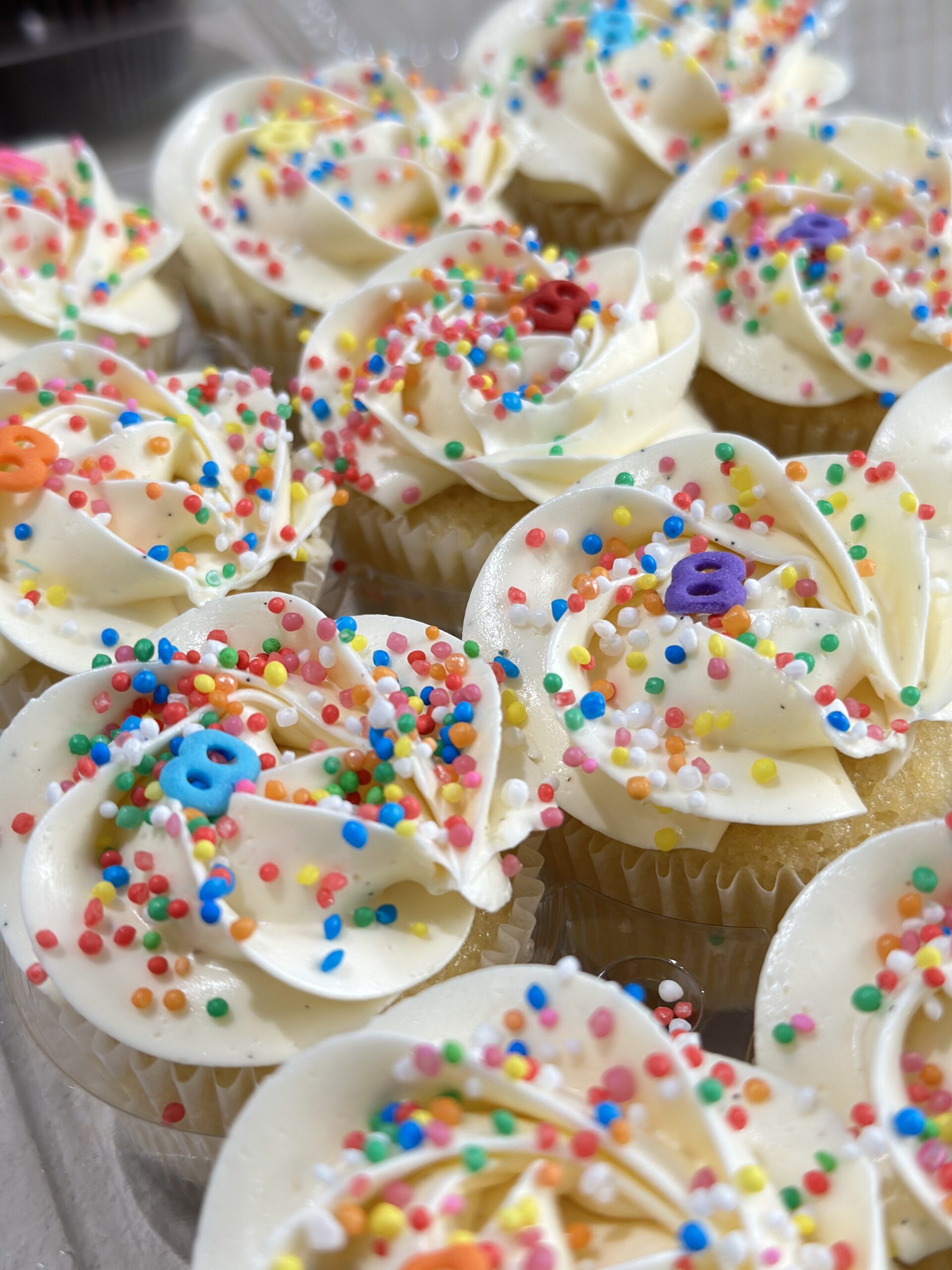 Mini Cupcakes - Vanilla - Bliss Baking Company